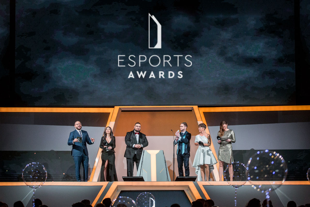 VALORANT và PUBG Mobile rinh các giải game esports hay nhất 2022, Riot ...