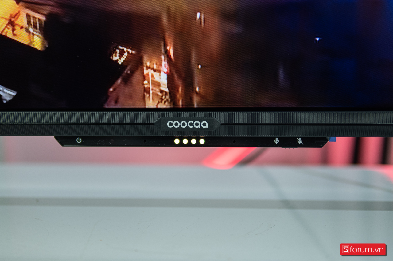 Trên tay TV Coocaa 55Y72: Màn hình 4K, 55 inch, cho phòng khách dịp Tết ...