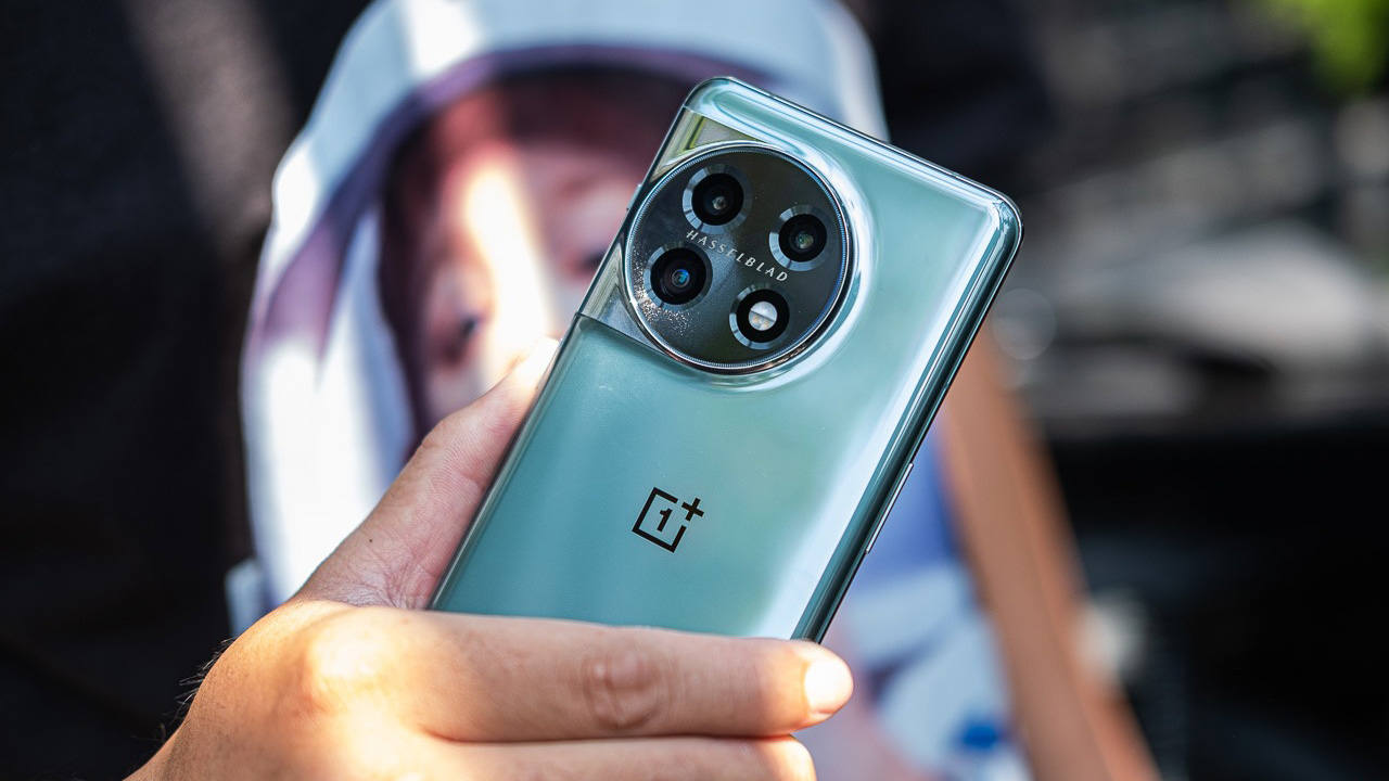 Đánh giá pin OnePlus 11 5G: Cày game liên tục từ sáng đến trưa, sạc ...