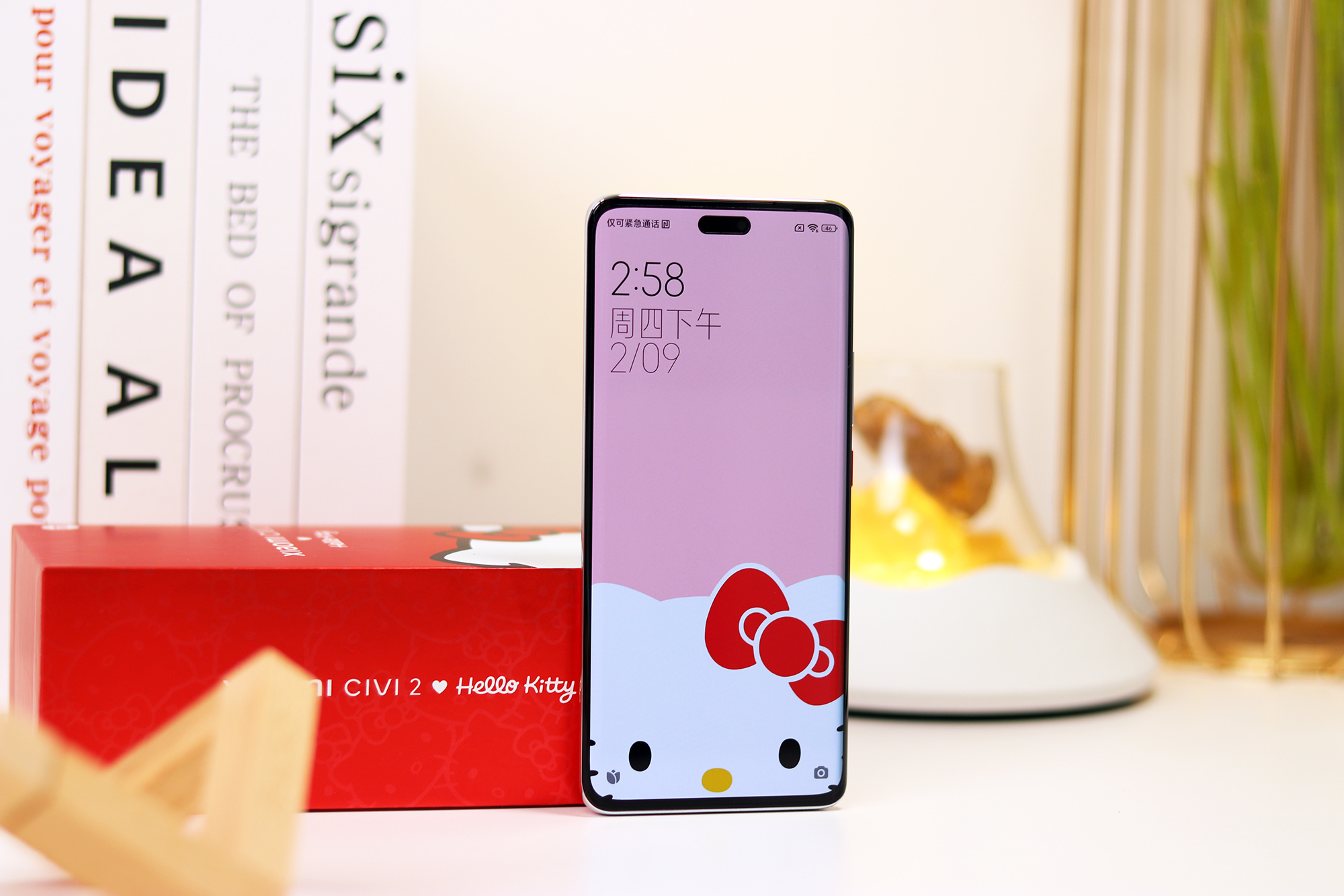 Trên tay Xiaomi Civi 2 Hello Kitty: Thiết kế đẹp mắt, mặt lưng đổi màu ...
