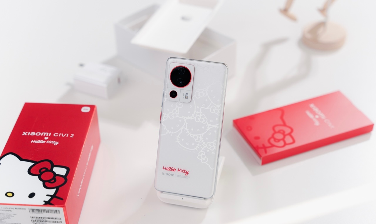 Trên tay Xiaomi Civi 2 Hello Kitty: Thiết kế đẹp mắt, mặt lưng đổi màu ...
