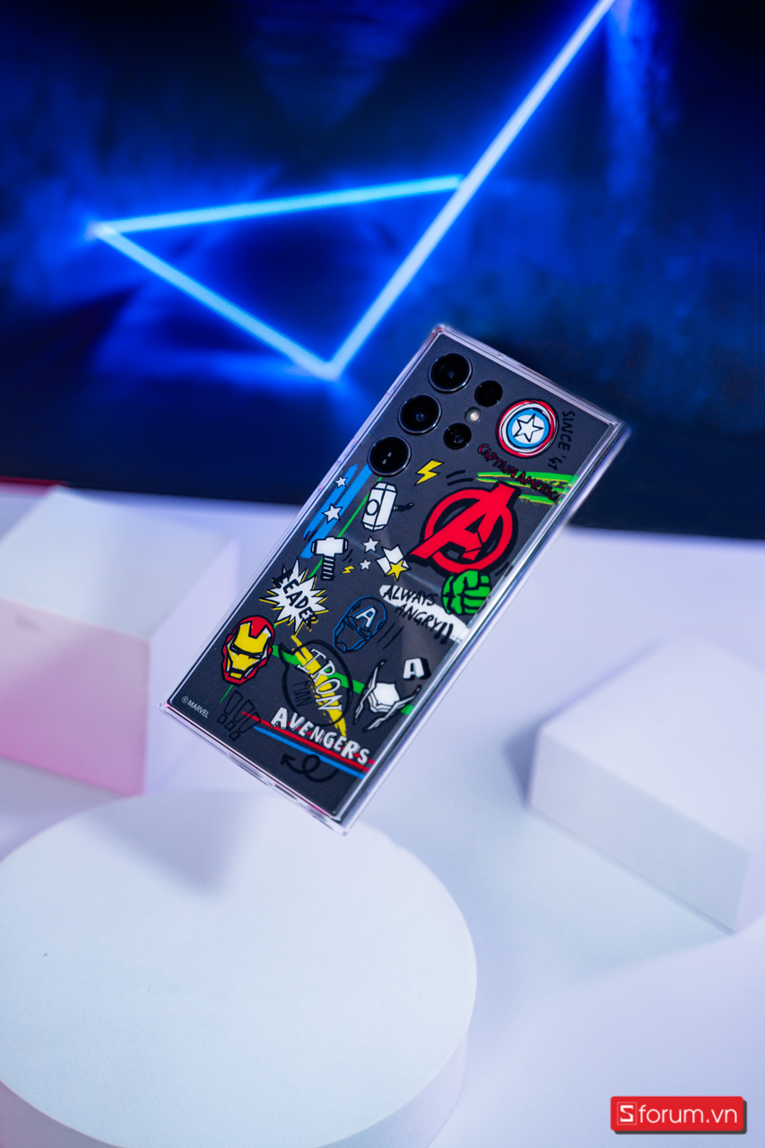 Trên tay chiếc ốp lưng Galaxy S23 Ultra Marvel: Thiết kế 2 trong 1 độc ...