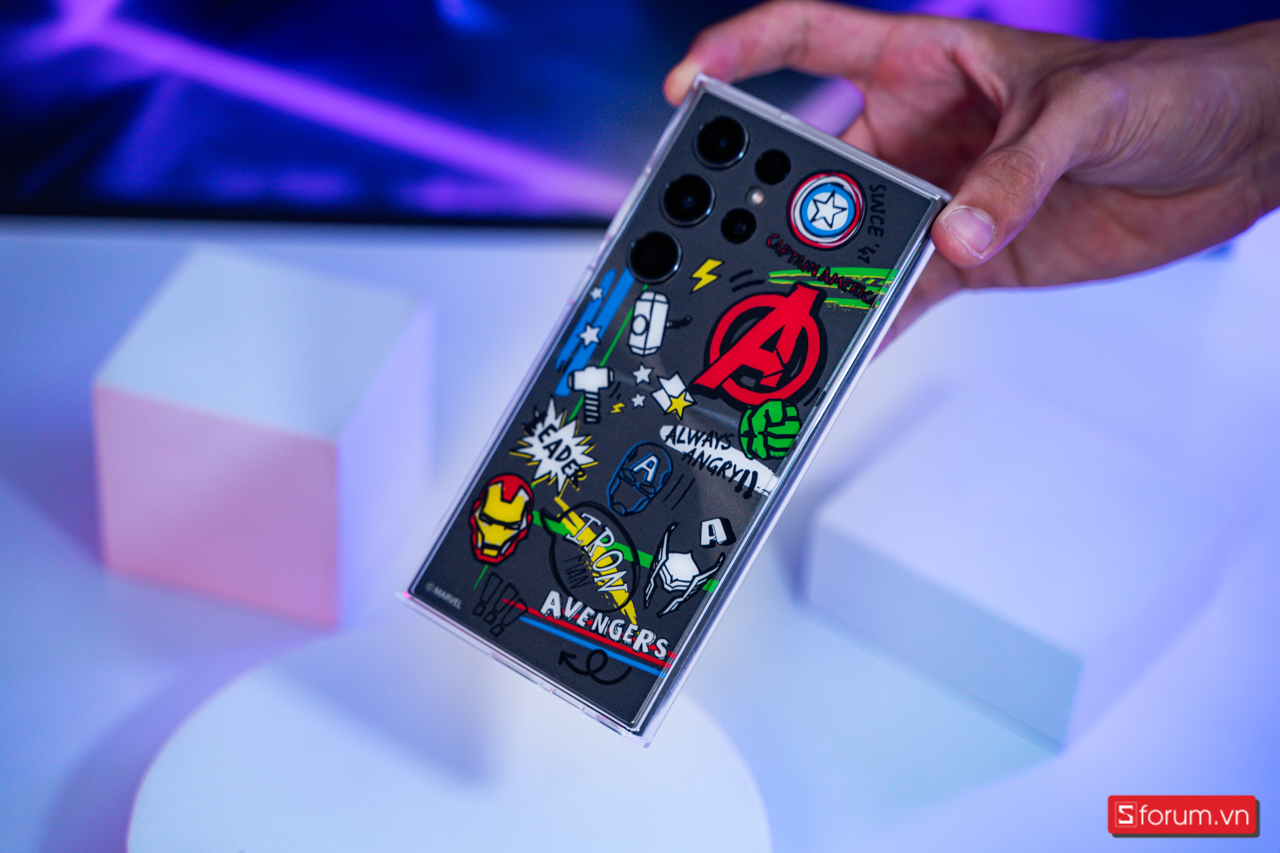 Trên tay chiếc ốp lưng Galaxy S23 Ultra Marvel: Thiết kế 2 trong 1 độc ...