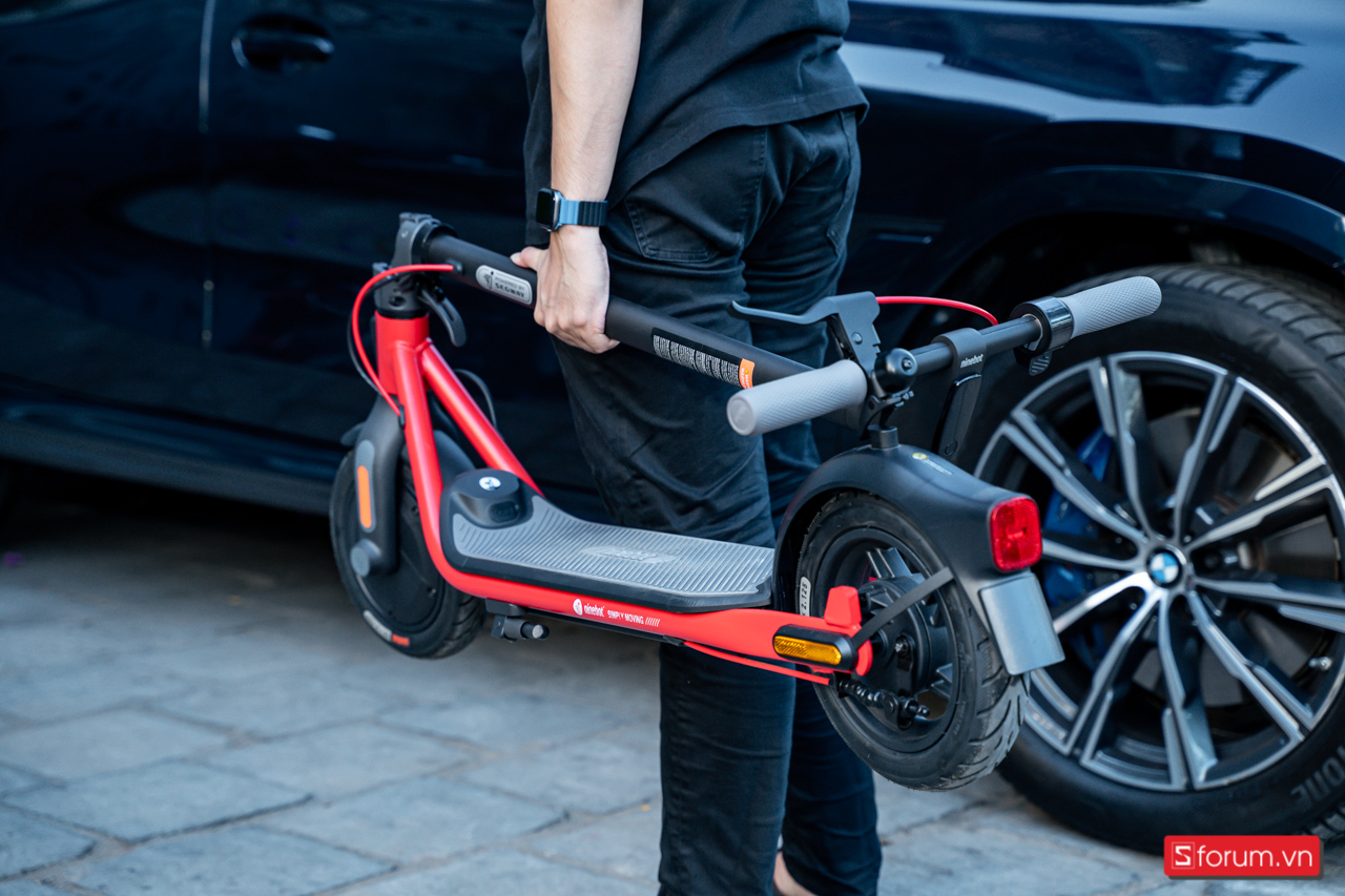 Trải nghiệm xe điện Segway Ninebot D38U: "Max tốc" 30km/h, gấp gọn dễ ...
