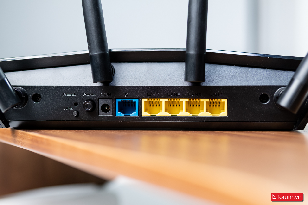 Trải nghiệm router Wi-Fi 6 ASUS RT-AX55: Sóng mạnh, hỗ trợ mesh, nhiều ...