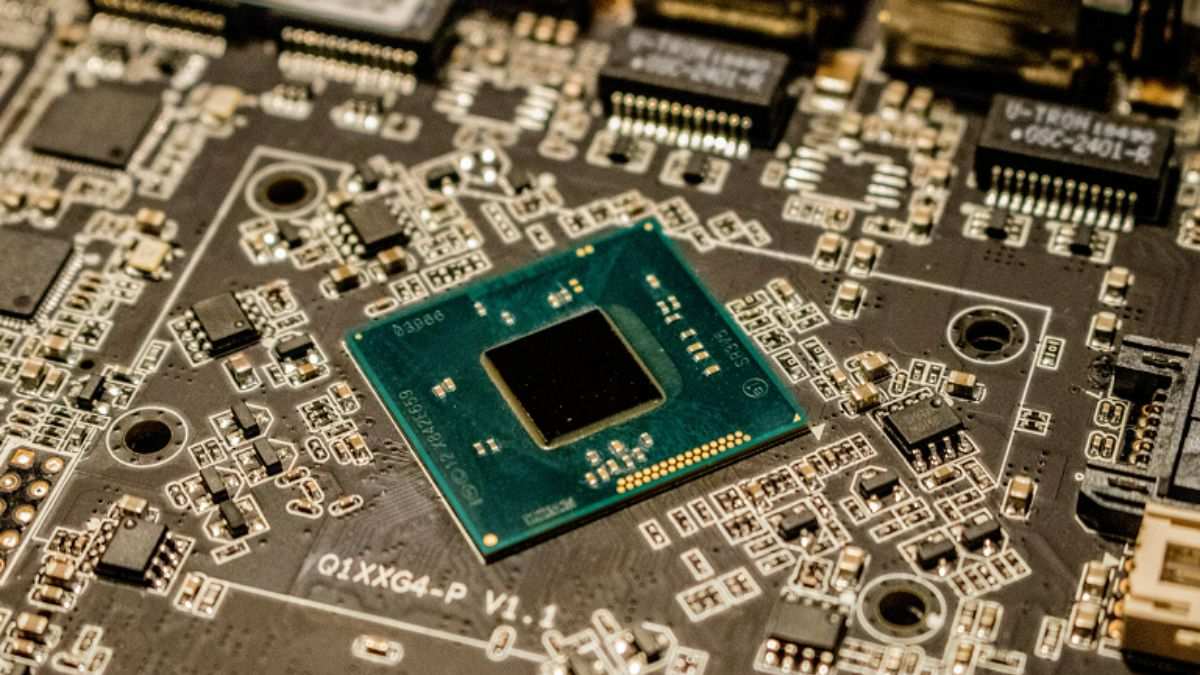 Chipset là gì? Vai trò của các loại Chipset trong máy tính
