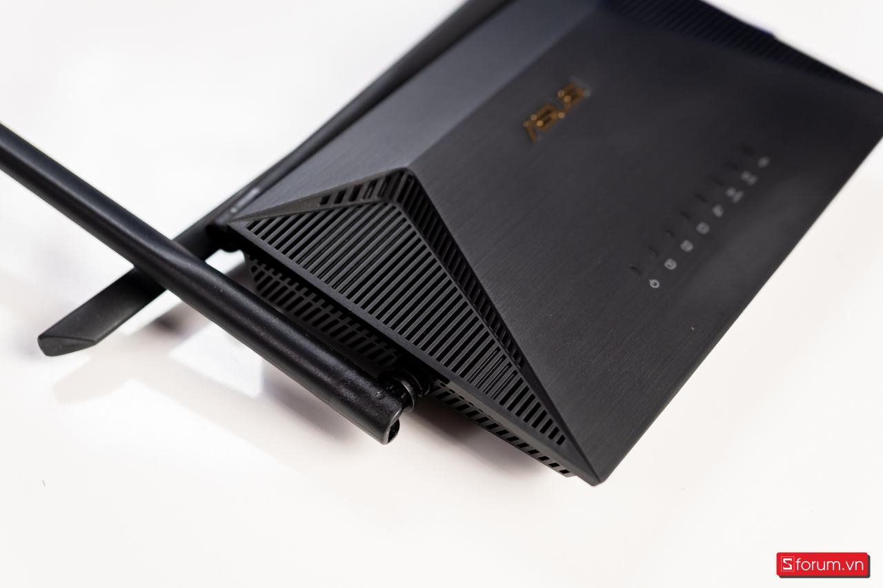 Trên tay router AX1800 ASUS RT-AX53U: Mang WiFi 6, 2 băng tần cùng ...