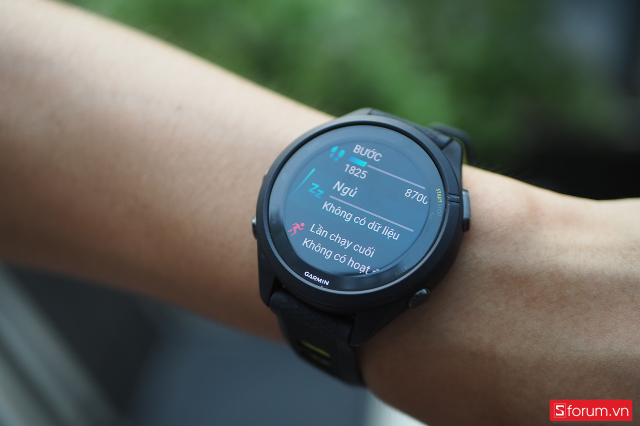 Trên tay Garmin Forerunner 265S: Cải tiến với màn hình AMOLED, nhiều ...