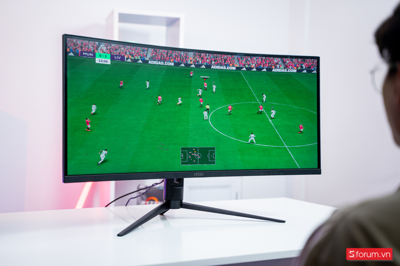 Trên tay màn hình MSI Optix MAG342CQPV: Hơn 8 triệu đã có một em màn "vừa to, vừa cong lại dài ...