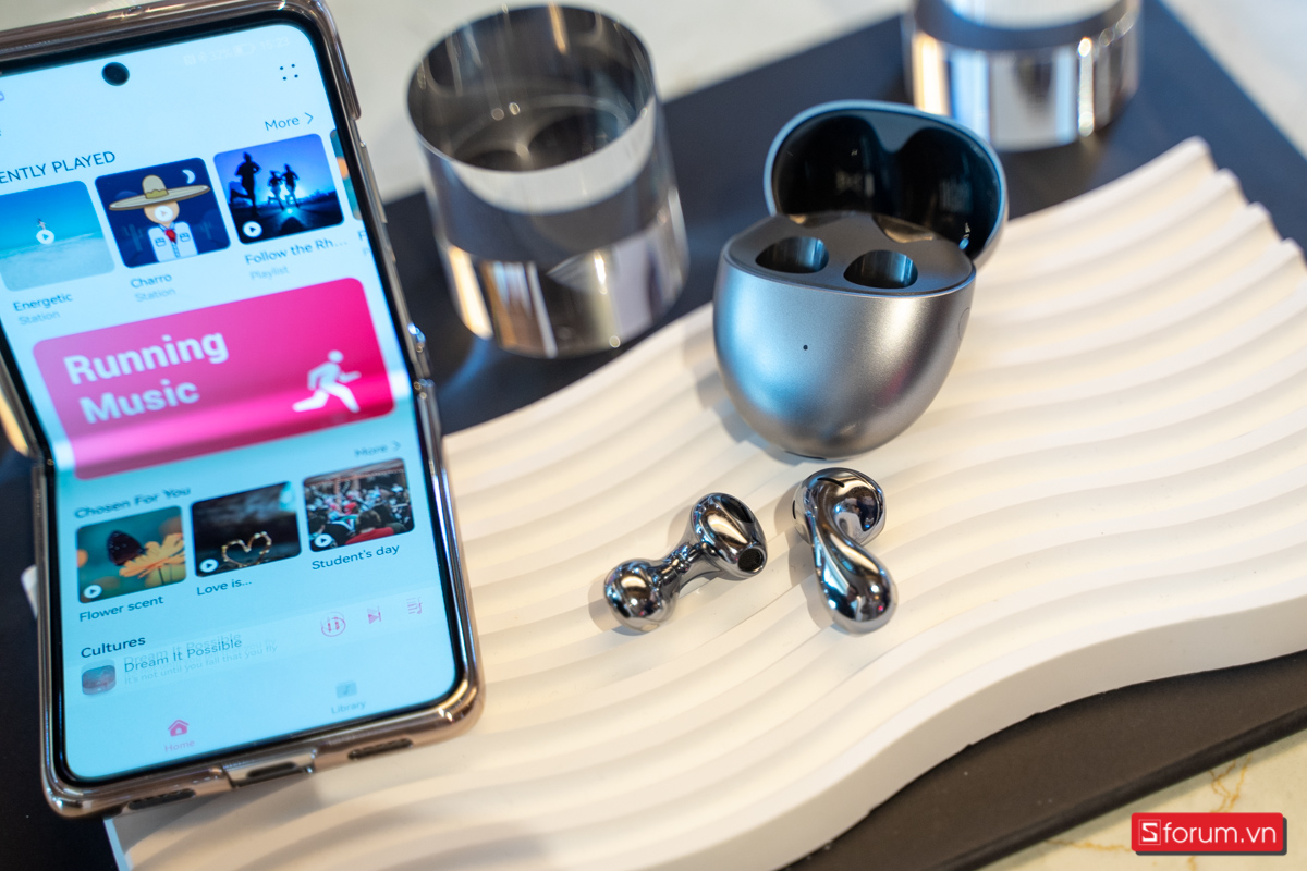 Trên tay Huawei FreeBuds 5: Thiết kế khác biệt nhưng độc đáo, chất âm ...