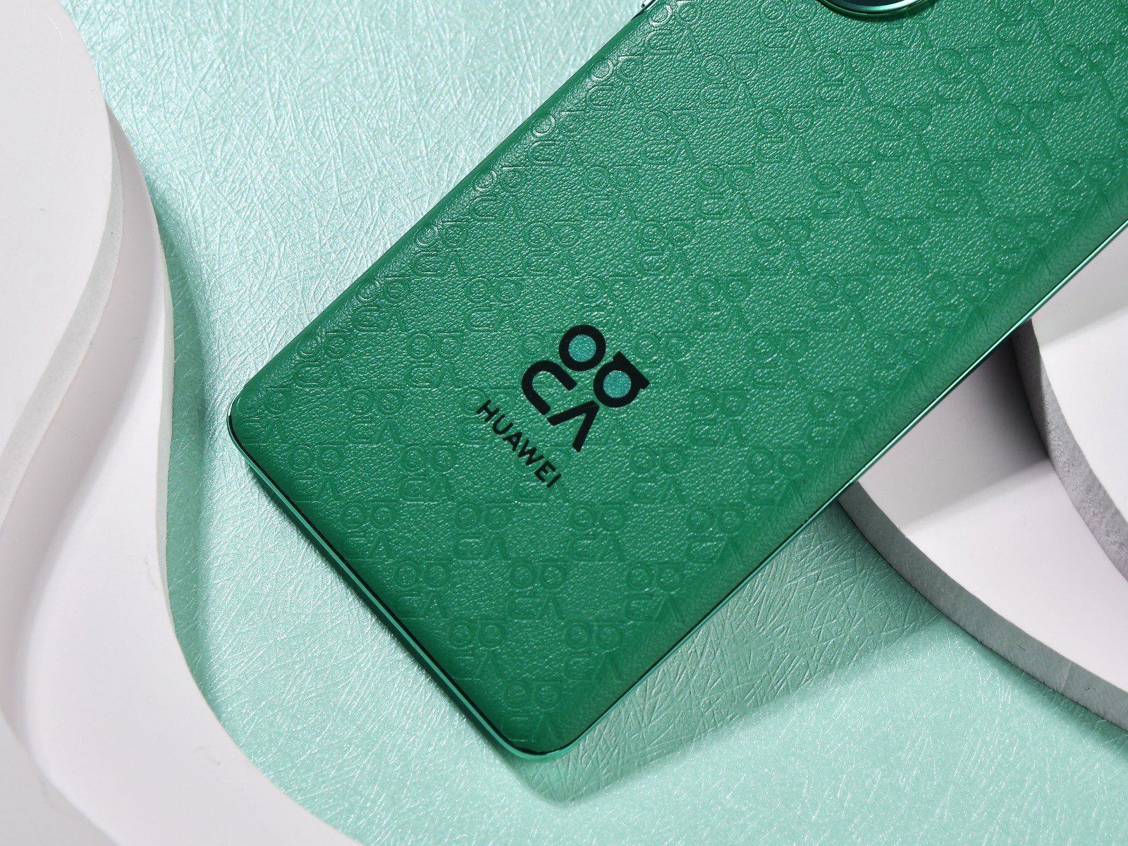 Ảnh thực tế Huawei nova 11 Ultra: Thiết kế bắt mắt, camera đổi được khẩu độ, liên lạc vệ tinh ...