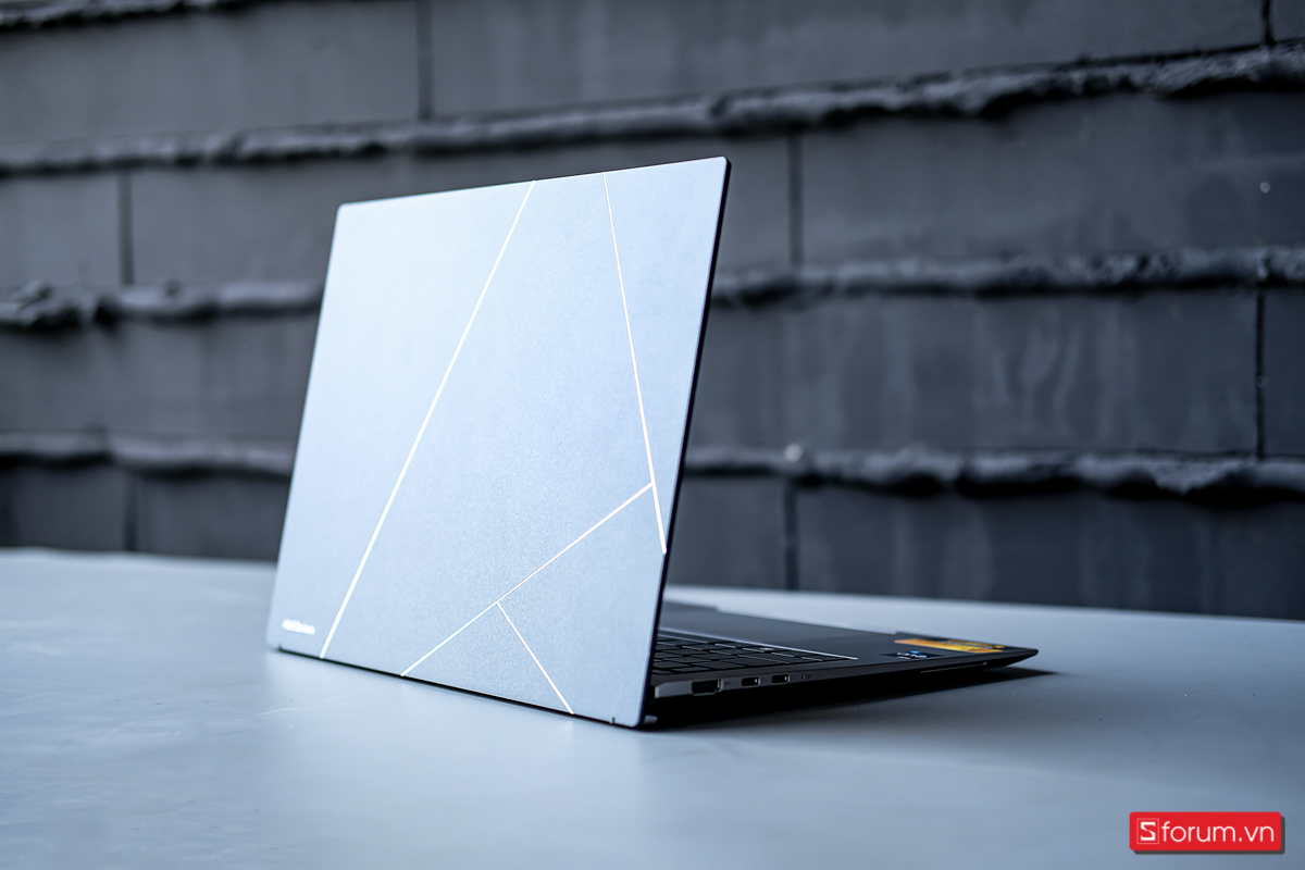 Trên Tay Asus Zenbook S13 Oled 2023 Chiếc Laptop Doanh Nhân Mỏng Nhất