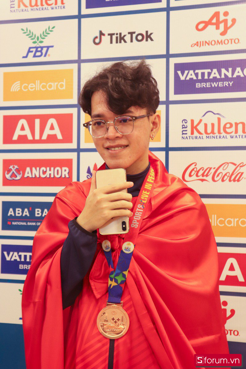 #Độc Quyền: Phỏng vấn Parajin - Em muốn gửi huy chương đến ba mẹ em