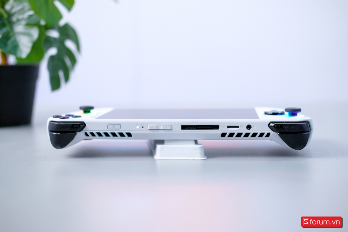 Trên tay ASUS ROG Ally: Chơi được mọi game Windows lẫn giả lập, thiết ...