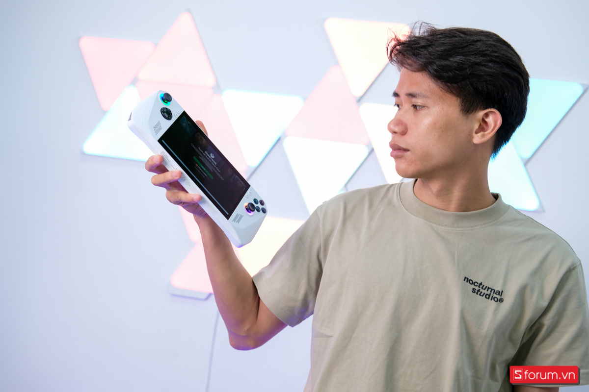 Trên tay ASUS ROG Ally: Chơi được mọi game Windows lẫn giả lập, thiết ...