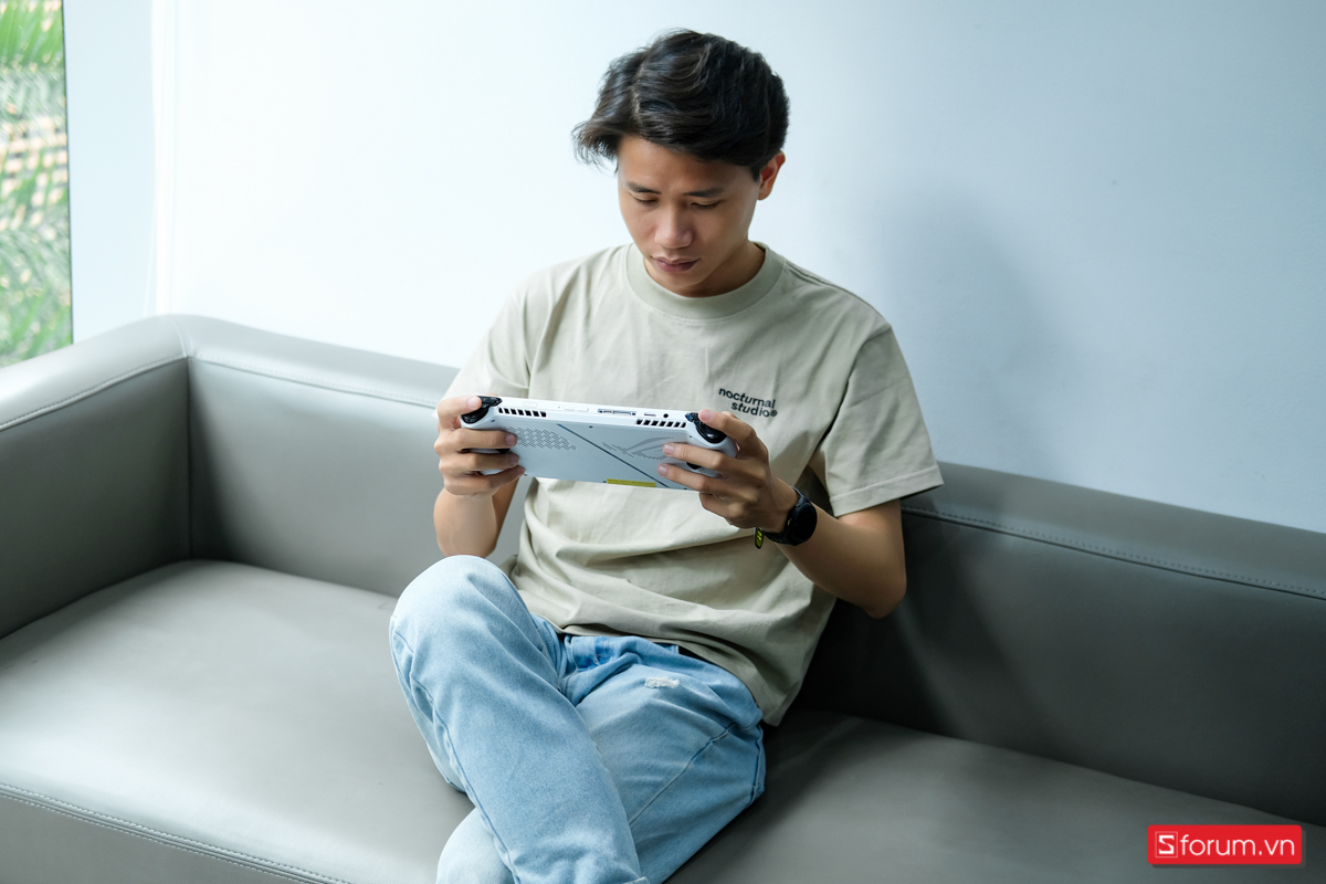 Trên tay ASUS ROG Ally: Chơi được mọi game Windows lẫn giả lập, thiết ...