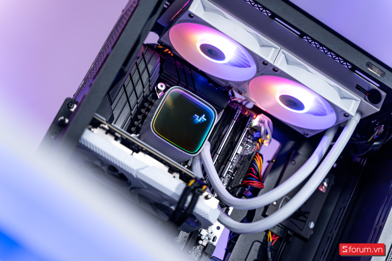 Trên tay bộ tản nhiệt nước AIO DeepCool LS520 SE WH: 2 fan gọn gàng ...