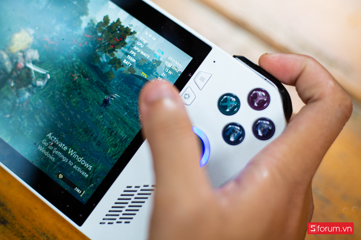 Đánh giá ROG Ally - Phụ kiện hoành tráng dành cho game thủ năng động