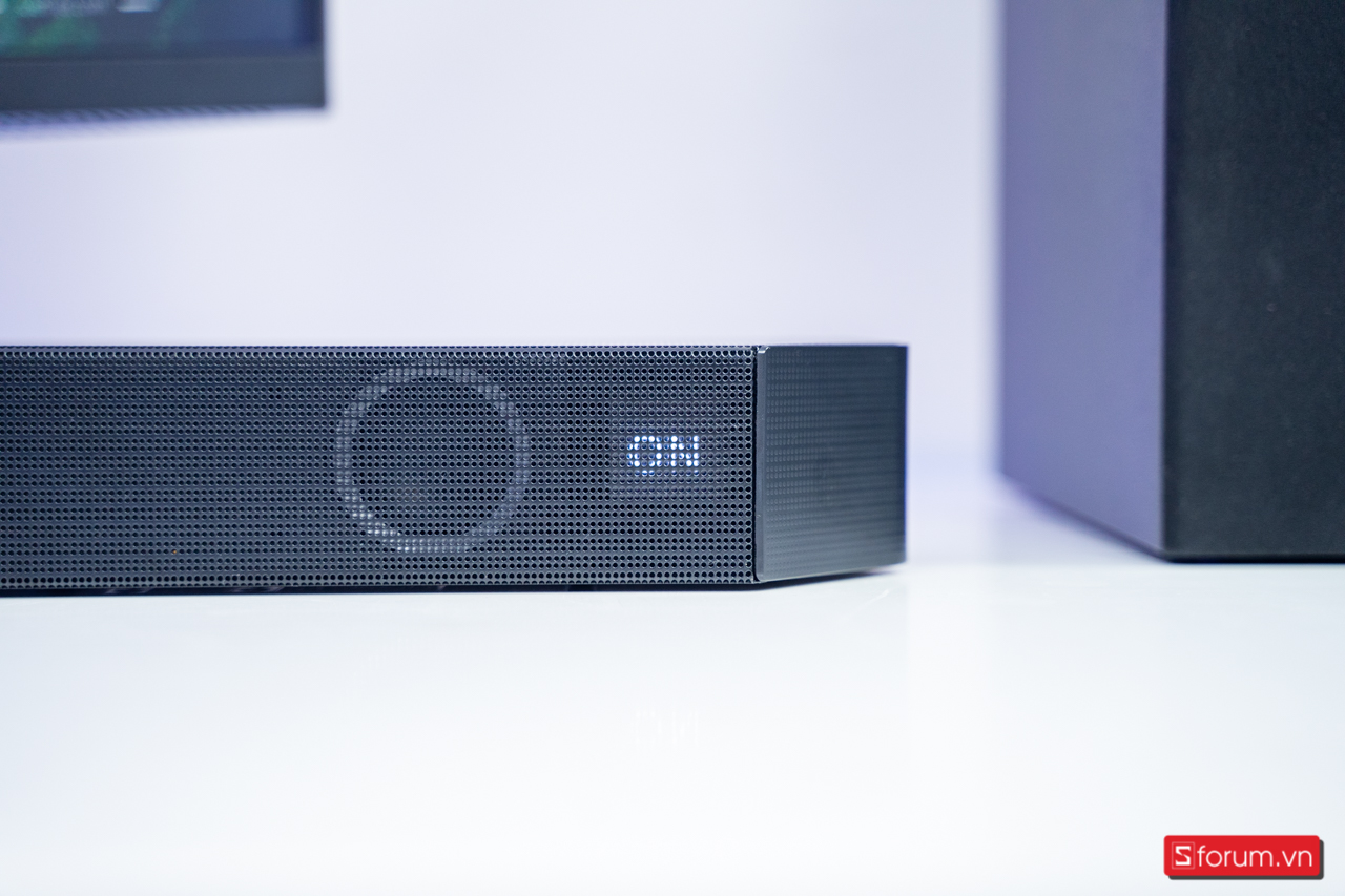 Trên tay soundbar Samsung HW-Q600B: Thiết kế tinh tế, công suất 360W ...