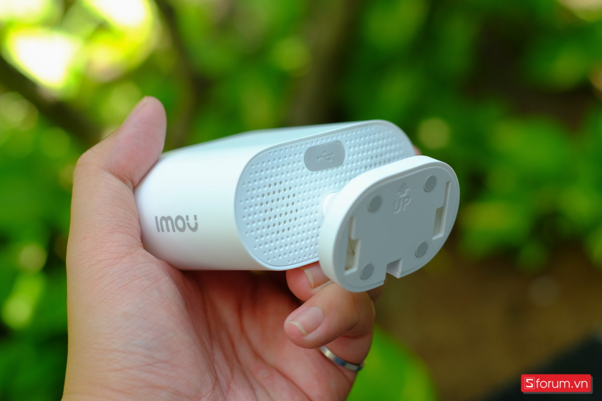 "Đập hộp" IMOU CELL GO IPC-B32P-V2: Nhỏ gọn, đẹp, "xịn sò"