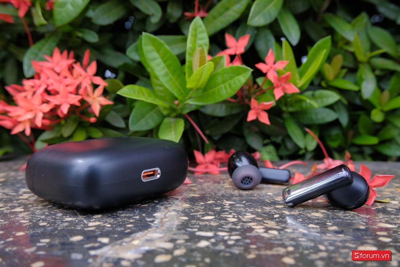 Trên tai Baseus Bowie M2+: Chỉ hơn 600 cành mà thiết kế sang, có chống ...