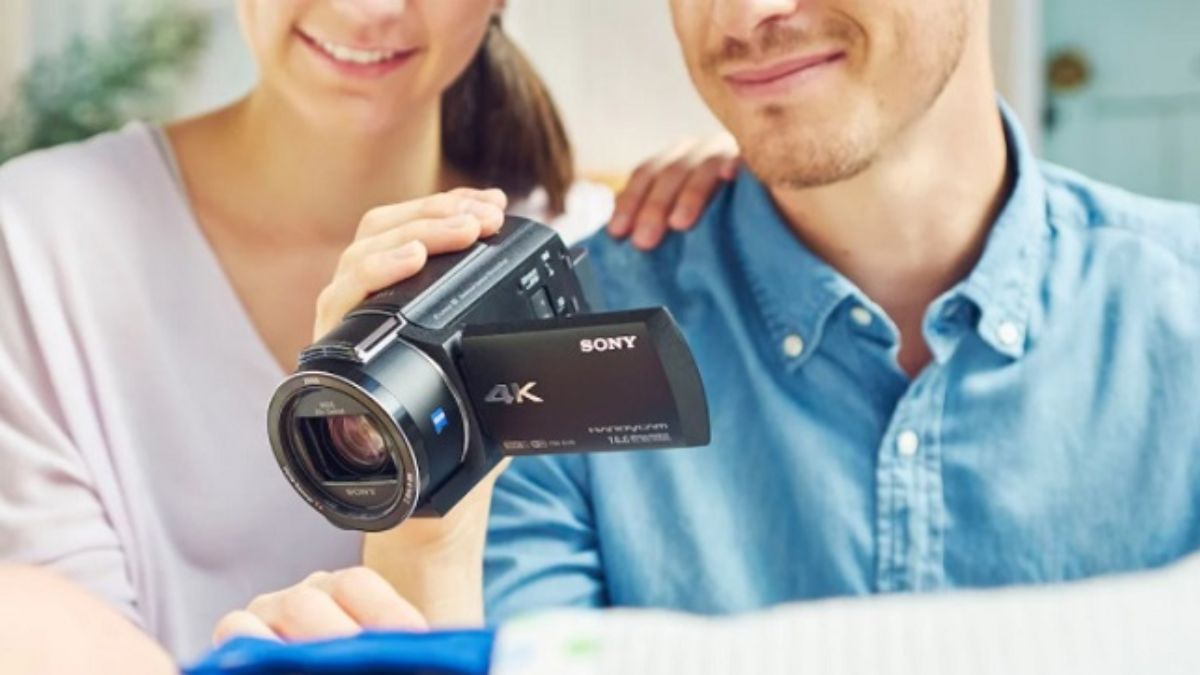 Giá các loại máy quay phim Sony và top 5 mẫu máy quay phim Sony chất lượng