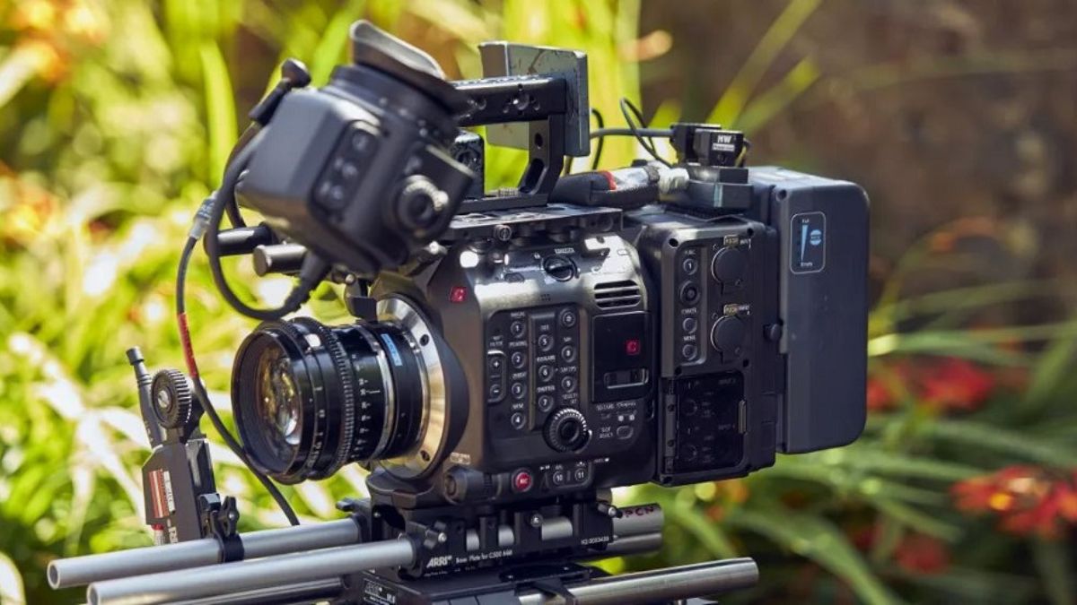Bạn biết gì về các loại máy quay phim chuyên nghiệp?