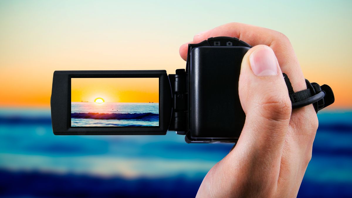 Máy quay phim 4K cầm tay đáng sở hữu nhất hiện nay là những mẫu nào?