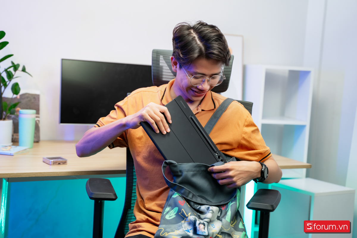 Cùng setup góc làm việc trong mơ ở studio với Galaxy Tab S9 Plus