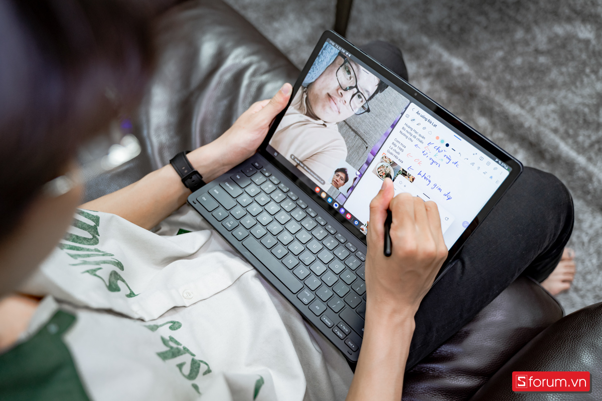 Một ngày bên Galaxy Tab S9 Plus: Bền bỉ xứng tầm tablet cao cấp