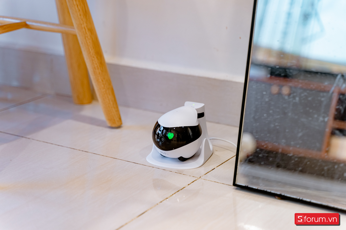 Đây là chú robot sẽ thay bạn trông nhà và chơi với thú cưng, nhiều tính ...