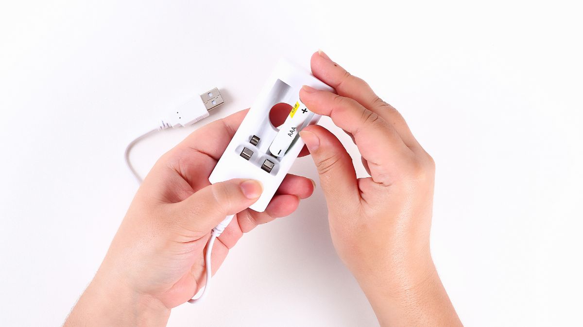 Pin AAA là gì? Ứng dụng của Pin AAA trong cuộc sống