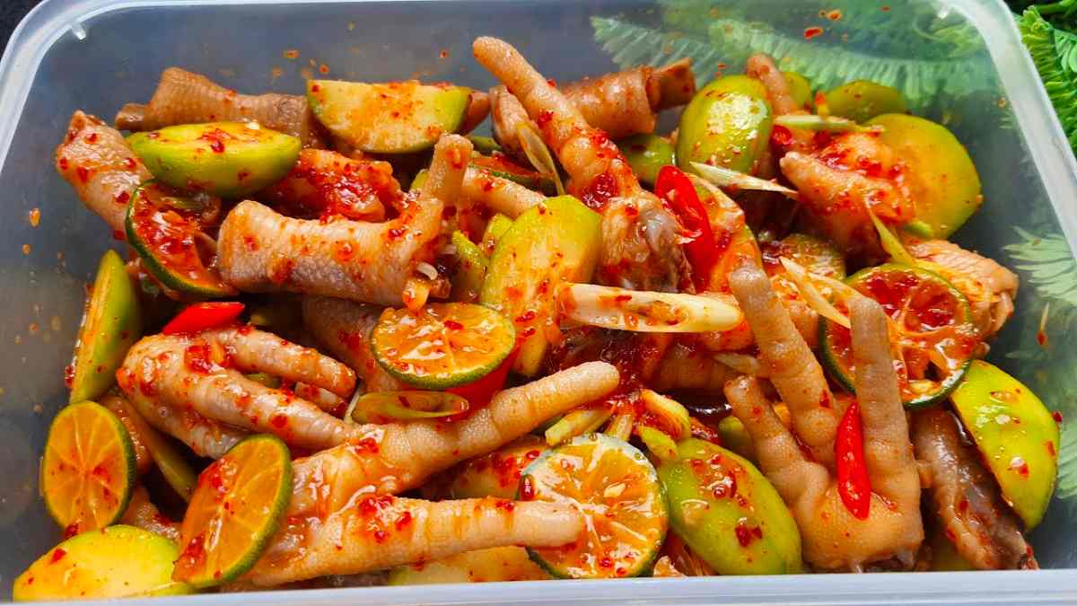 Mách bạn 5 cách làm chân gà sốt thái đơn giản, ngon chuẩn vị