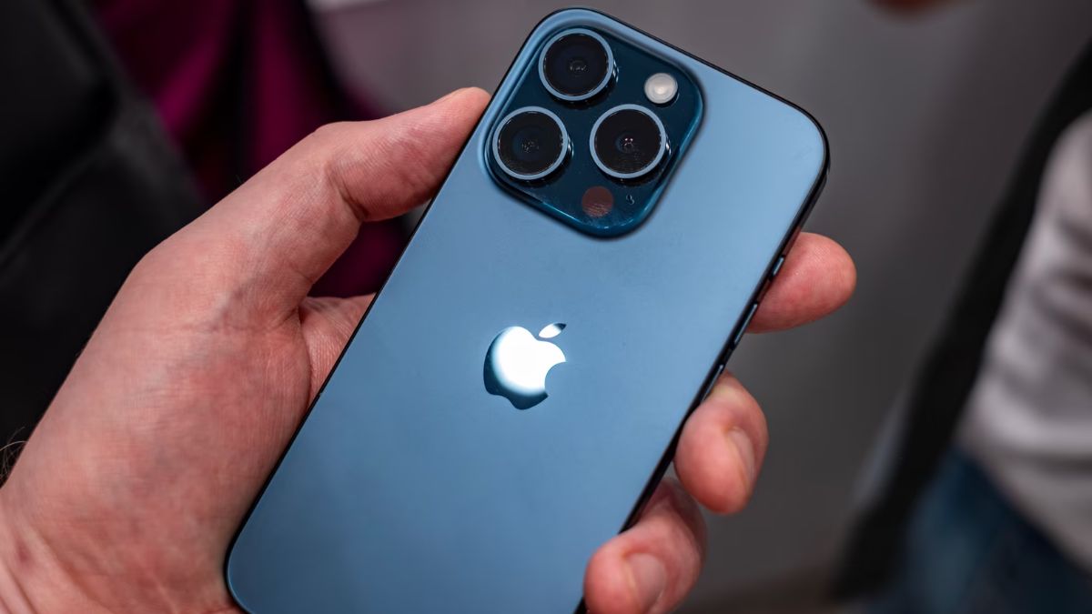 Vén màn bật mí những thông tin về iPhone 15 Pro Max Titan Xanh
