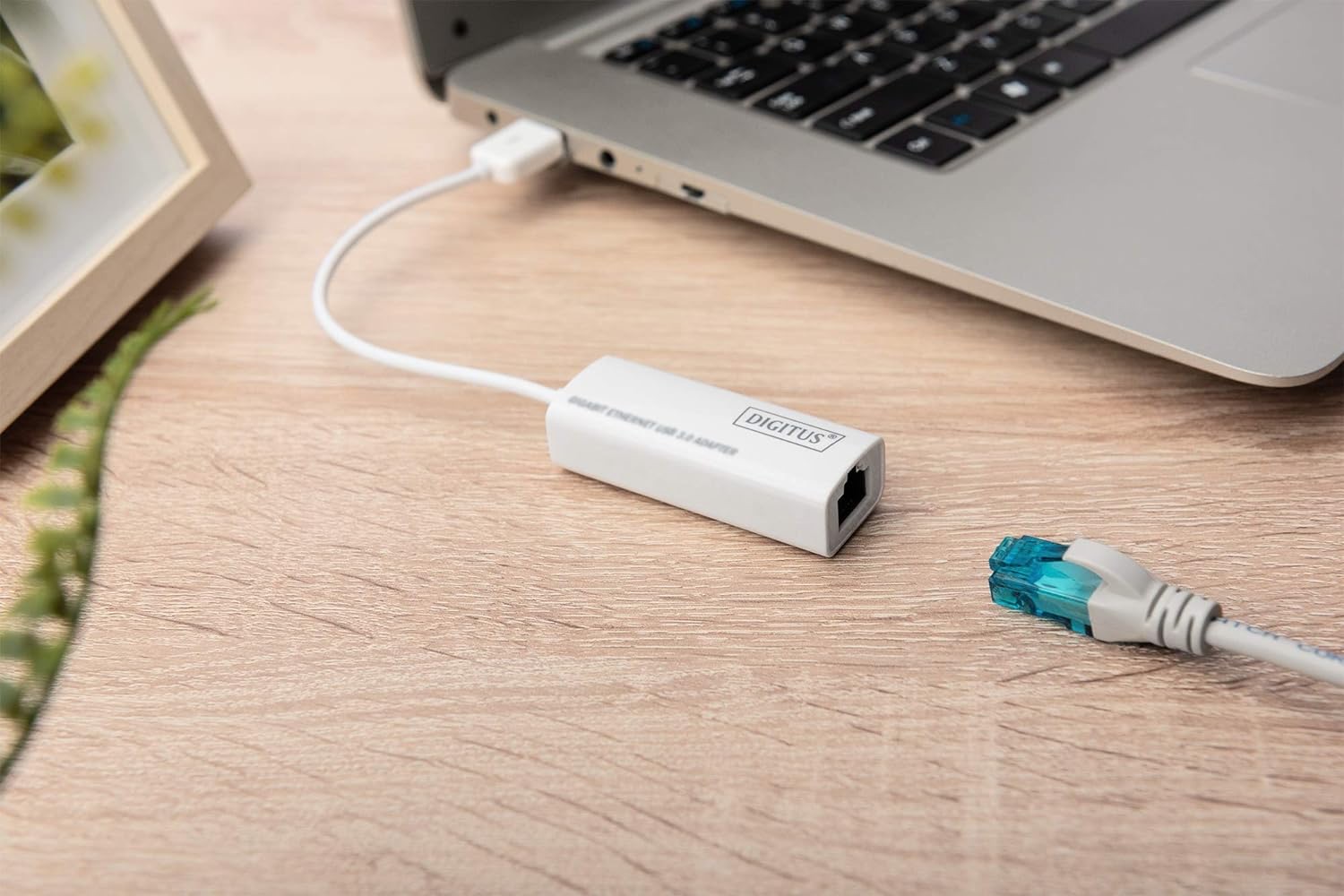 Adapter là gì? Có công dụng gì và sử dụng như thế nào?