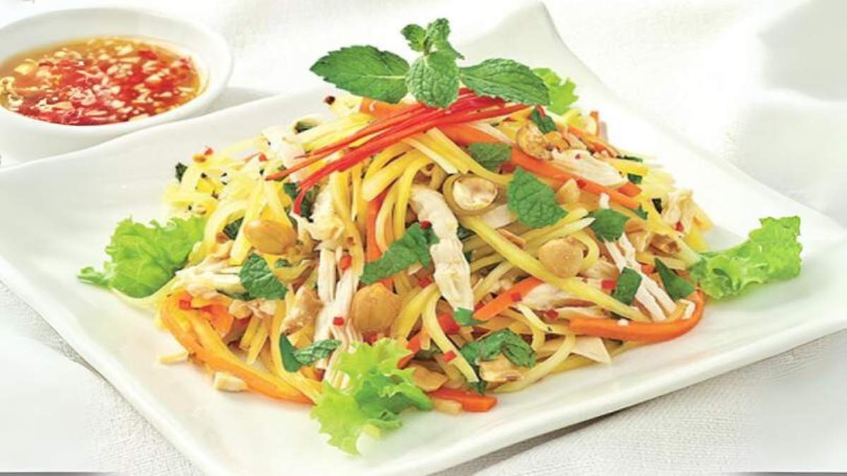 10 cách làm gỏi gà giòn rụm, đậm đà chuẩn vị nhà hàng