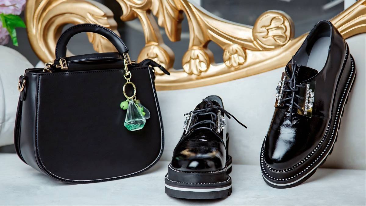 Gợi ý 20+ món quà Noel cho bạn gái tinh tế và đầy lãng mạn