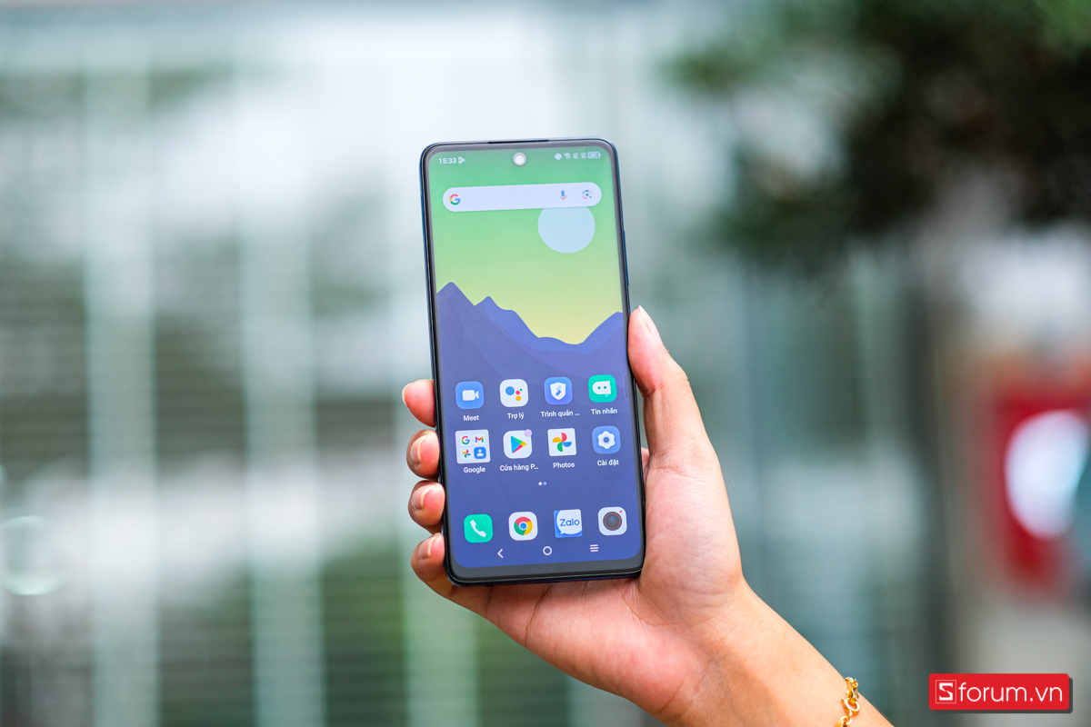 Trên tay TCL 40 NXTPAPER: Smartphone với công nghệ màn hình độc đáo giống sách giấy, giá 4.49 triệu