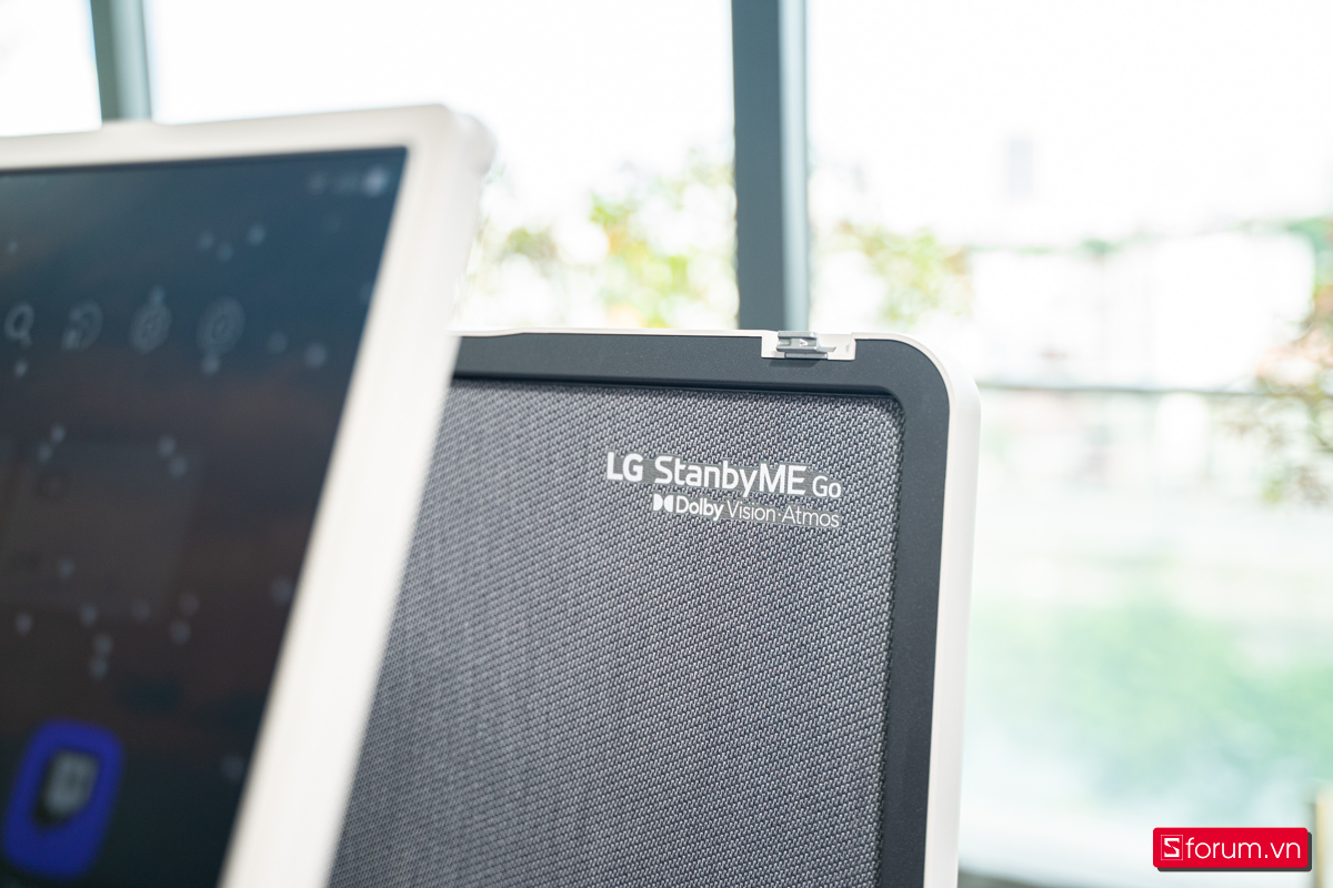 Trên tay LG StandbyME Go: Trong vali không có thanh long nhưng là lần đầu tiên có tivi, mang ...