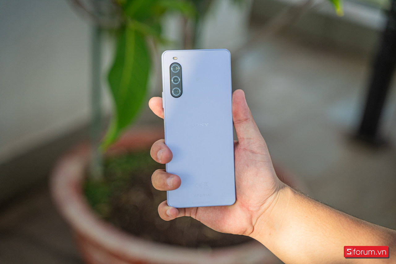 Ra mắt đã lâu nhưng bây giờ mới có cơ hội trên tay và trải nghiệm chiếc ...