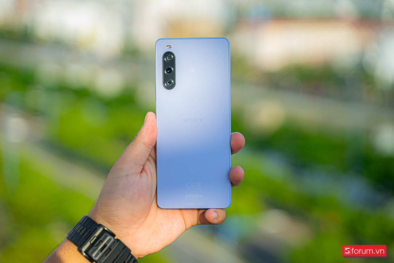 Ra mắt đã lâu nhưng bây giờ mới có cơ hội trên tay và trải nghiệm chiếc ...