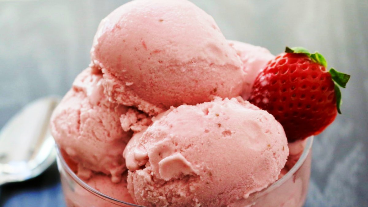 Cách làm kem bằng máy ép chậm đơn giản và nhanh chóng