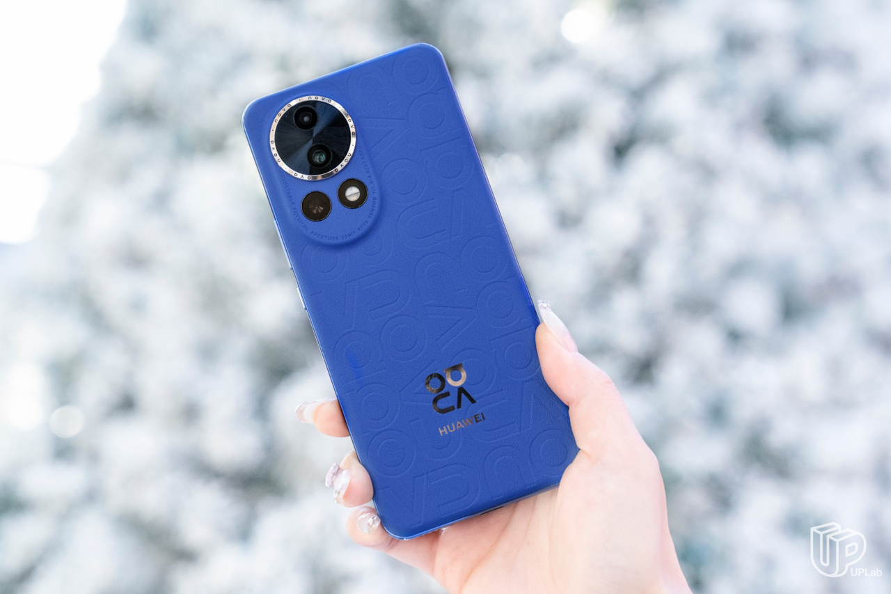 Cận cảnh Huawei Nova 12 Ultra: Trang bị chip 5G tự làm, kết nối vệ tinh ...