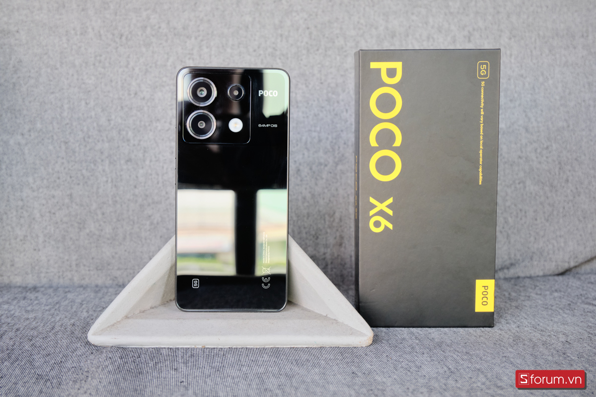 Trên tay Xiaomi POCO X6 5G chính hãng: Mặt lưng kính bóng, viền mỏng ...