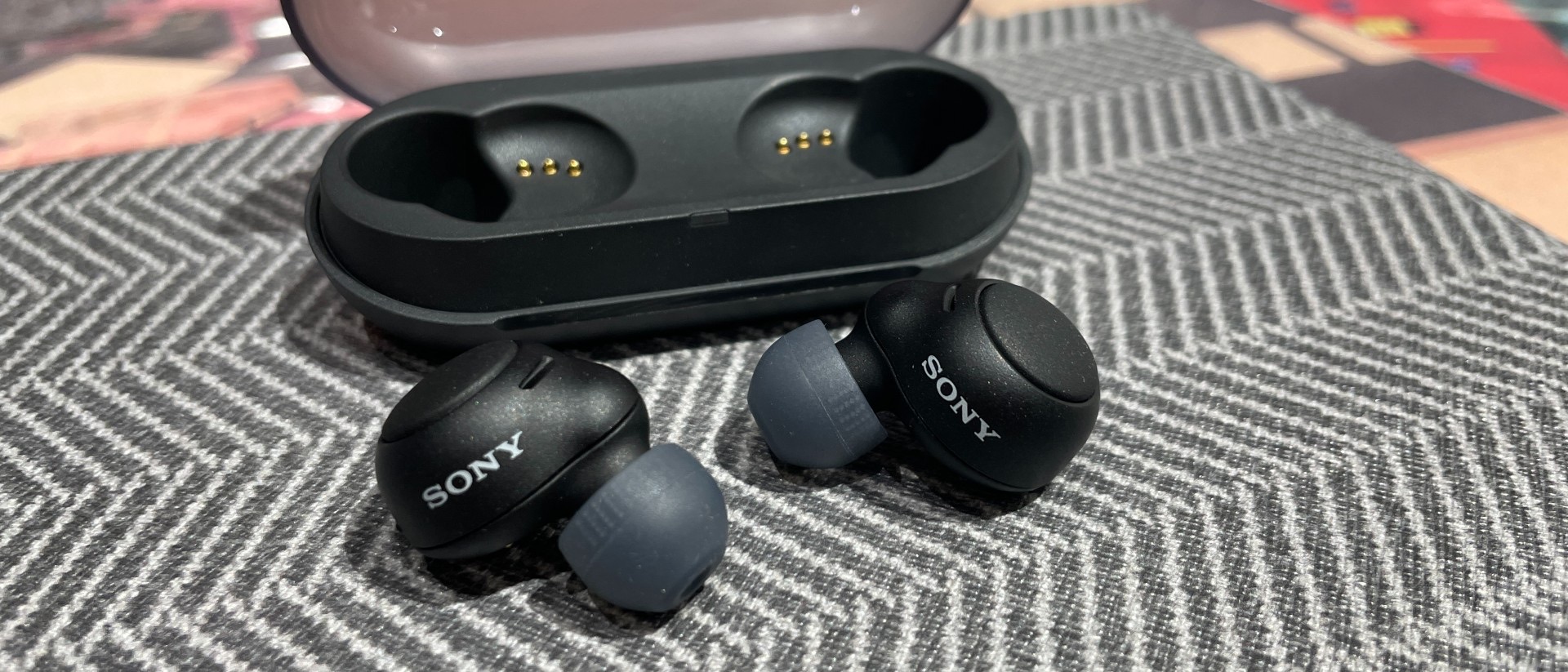 Review tai nghe Sony: Đâu là sự lựa chọn tốt nhất trong phân khúc dưới ...