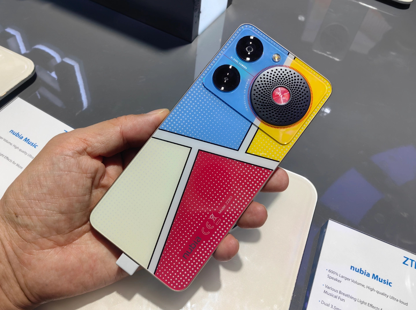 Đây là nubia Music: Có tới... 2 jack tai nghe 3.5mm, loa công suất siêu ...