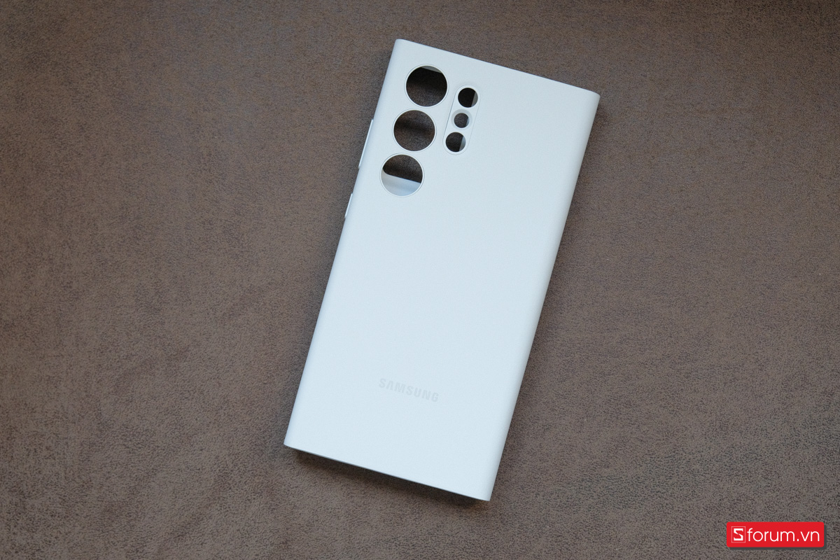 Trên tay bộ ốp lưng Galaxy S24 Ultra chính hãng: Ốp lưng thôi mà có cần ...