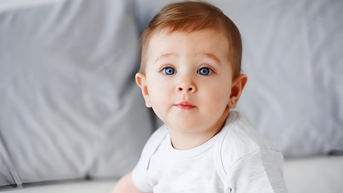 100+ Ảnh em bé cute, đẹp như thiên thần "đốn tim" chị mẹ