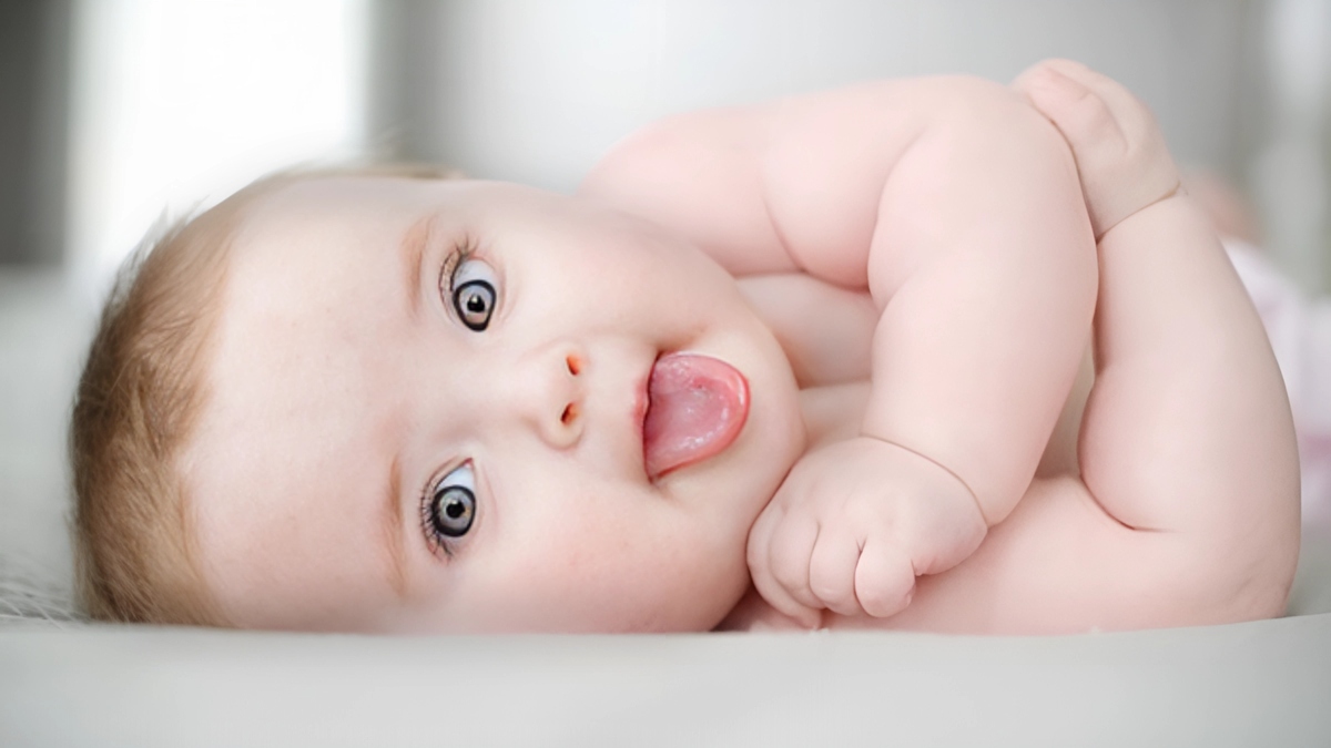 100+ Ảnh em bé cute, đẹp như thiên thần "đốn tim" chị mẹ