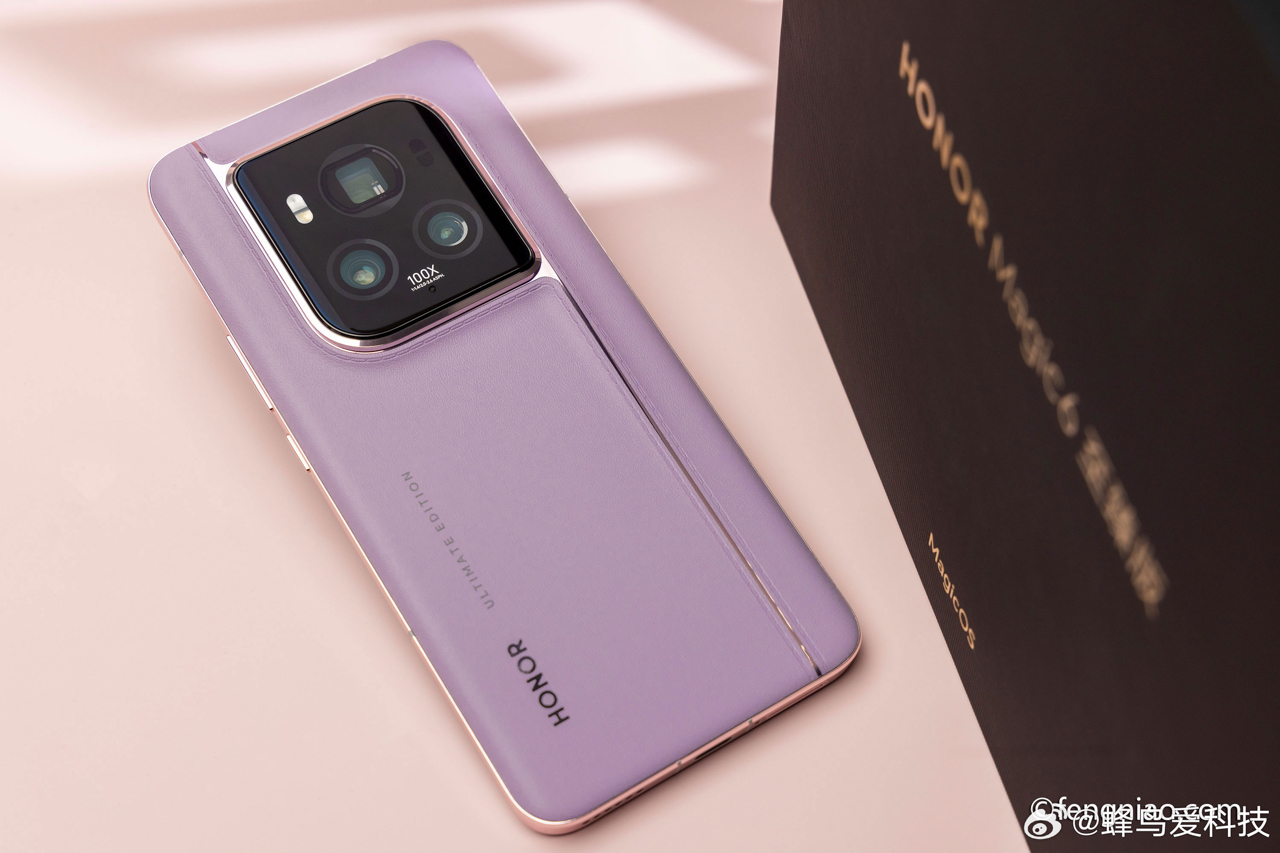 Cận cảnh Honor Magic 6 Ultimate: Cụm camera siêu độc lạ, ống kính tele ...